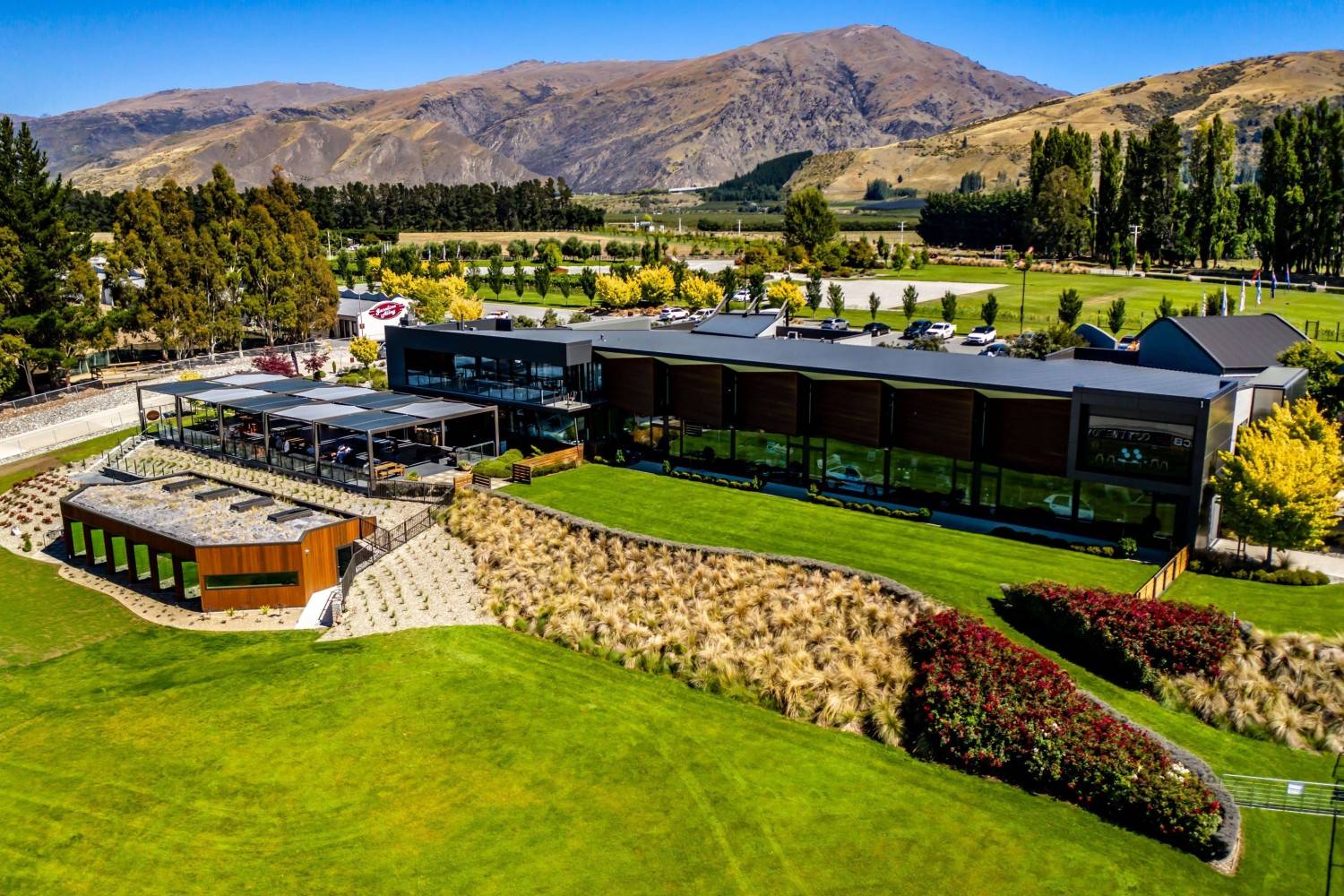 Highlands Motorsport Residence | Cromwell Building Project